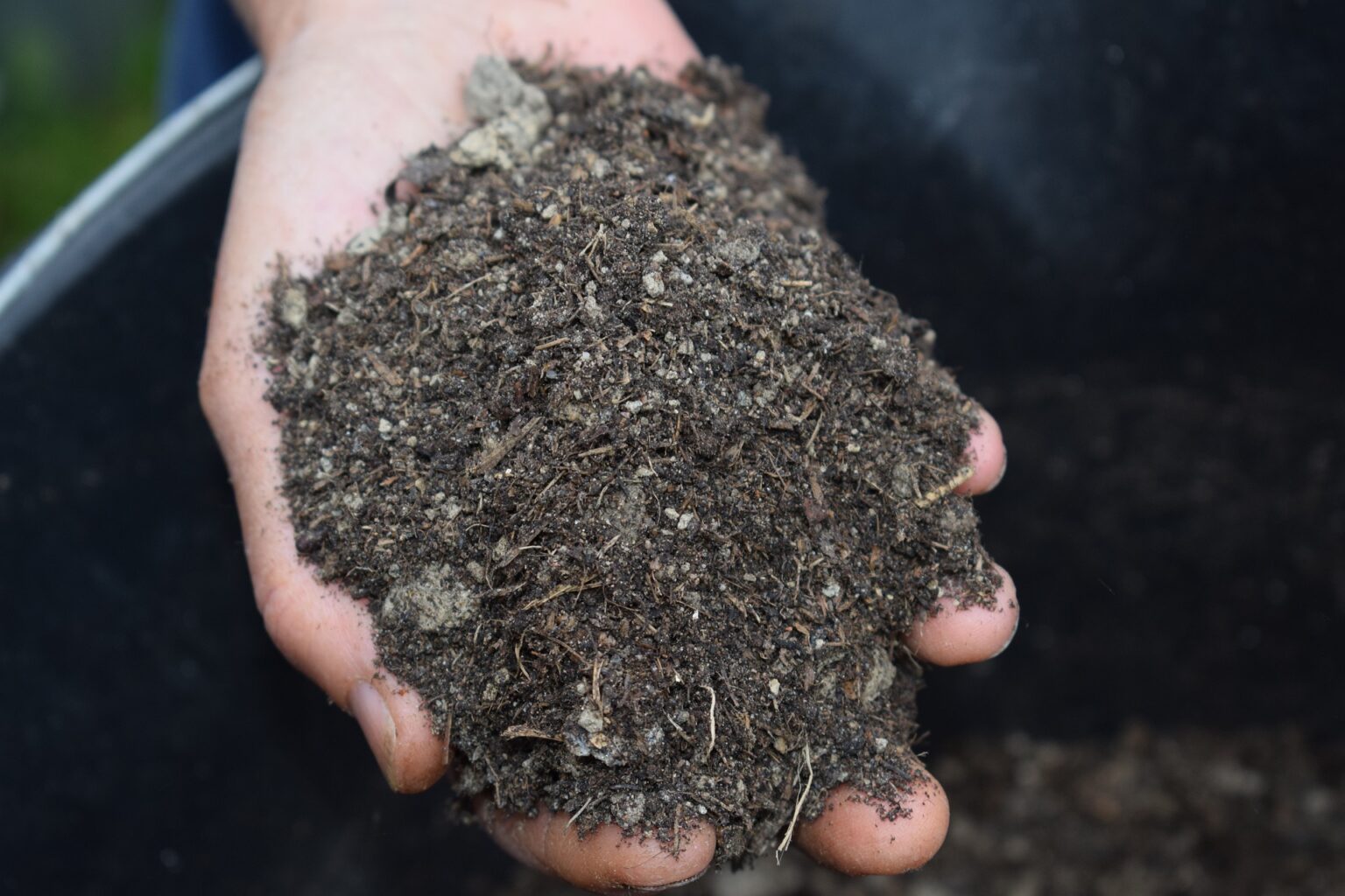Bulk Garden Soil - LA Landscape Supply