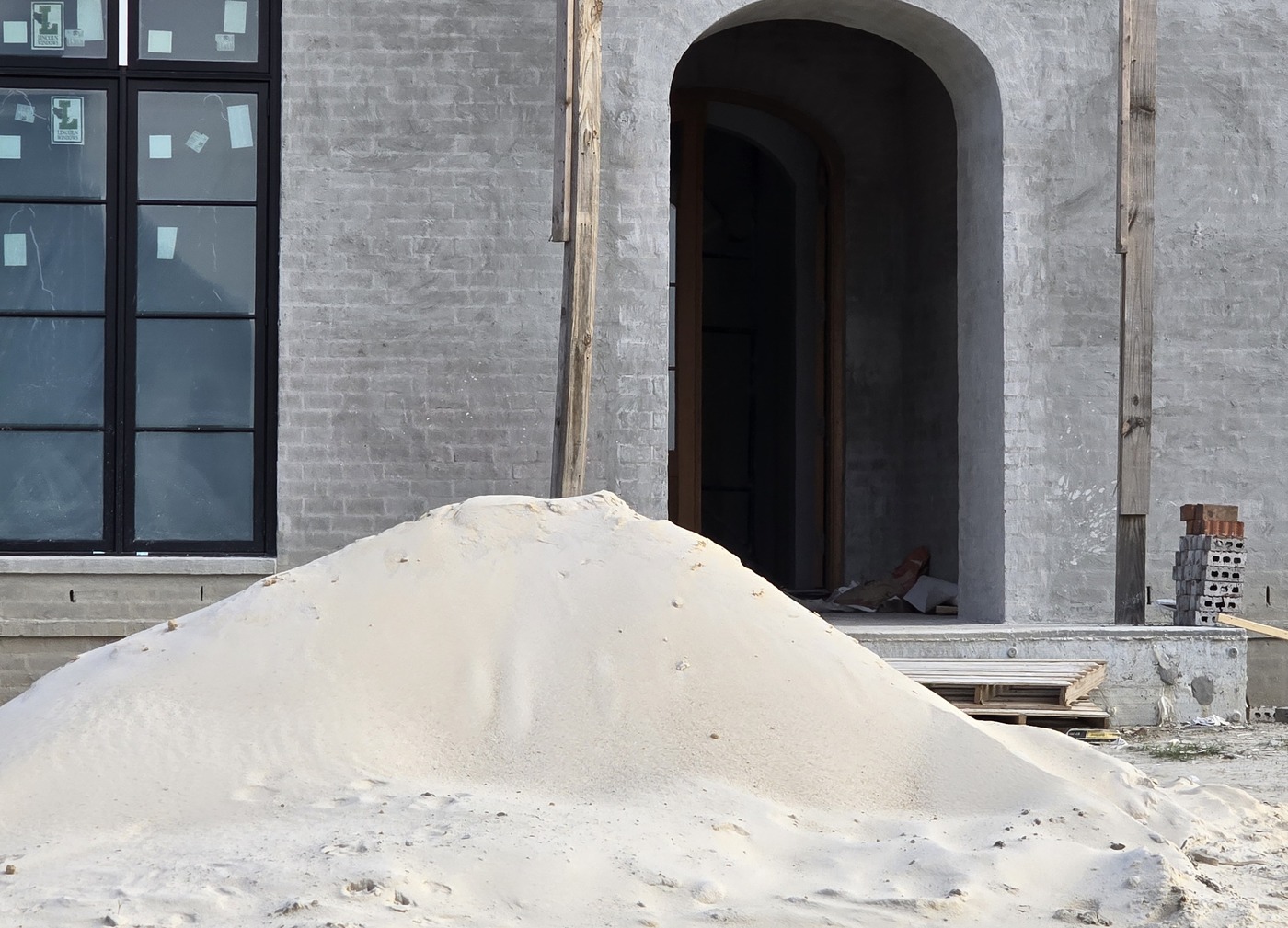 Mason Sand - Delivery | LA Landscape Supply